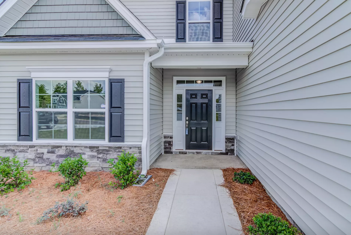Hanover Ct, Clayton NC 27527 | Alcove